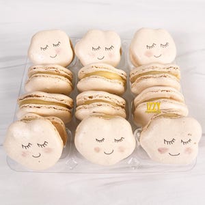 Clouds French Macarons With Face - Baby Shower/kids Party Macaroons 6 ...