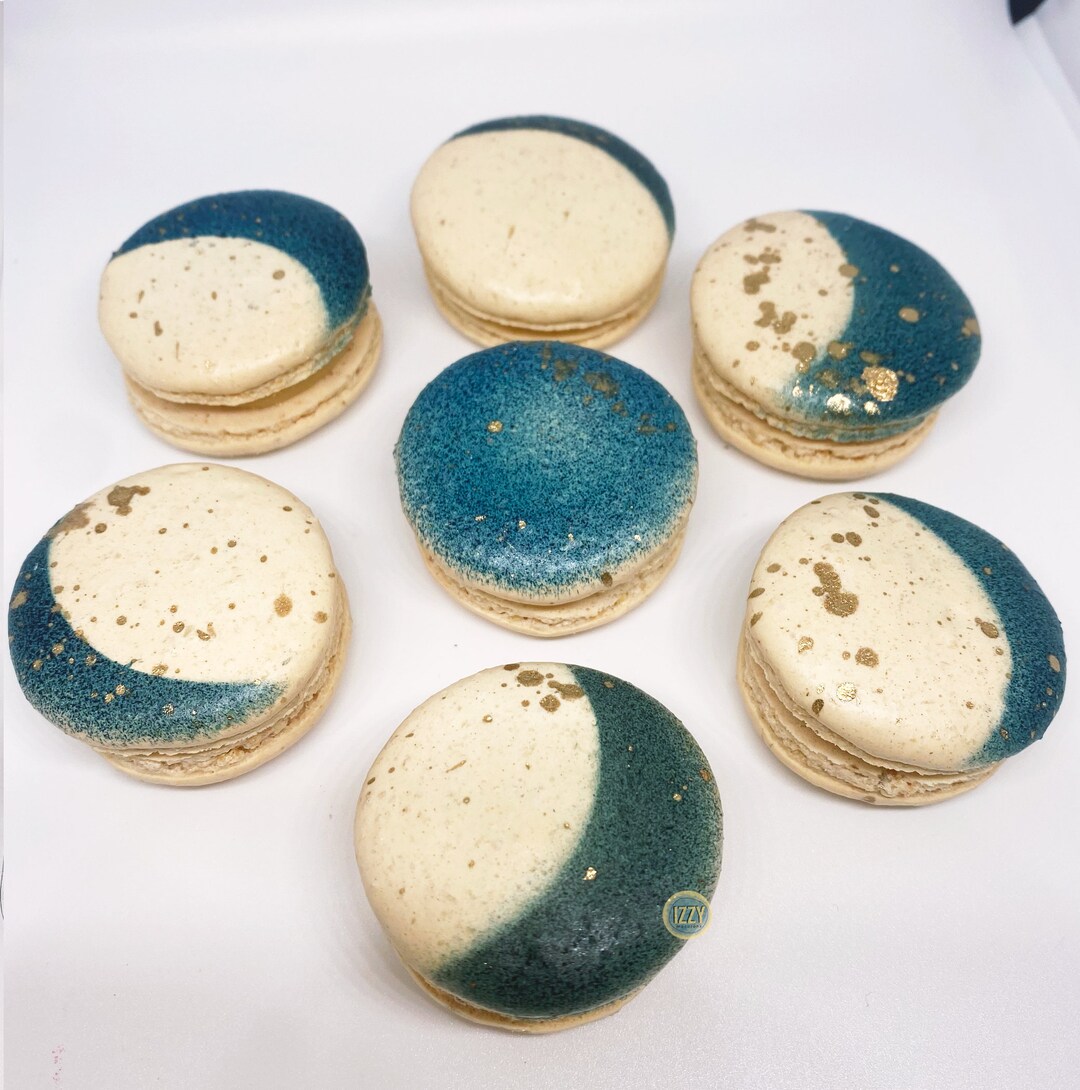 Moon Phases French Macarons - 6, 12 or 24 - Choose Flavors Macaroons ...