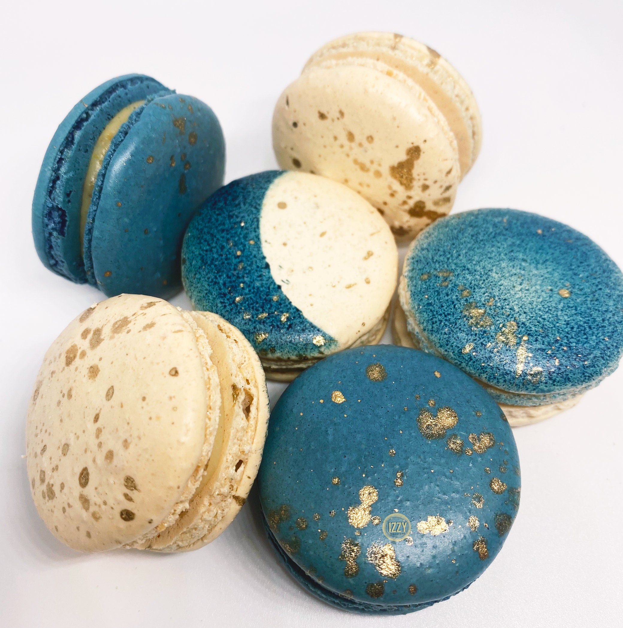 Moon Phases French Macarons 6 12 or 24 Choose Flavors | Etsy