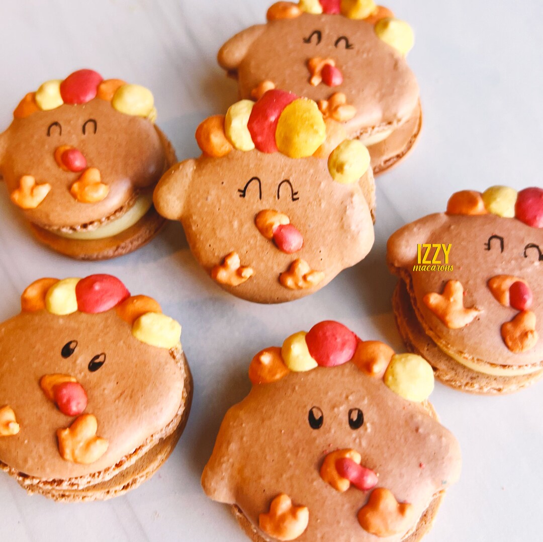 12 Thanksgiving Turkey French Macarons - 12 - Friendsgiving Cookies ...