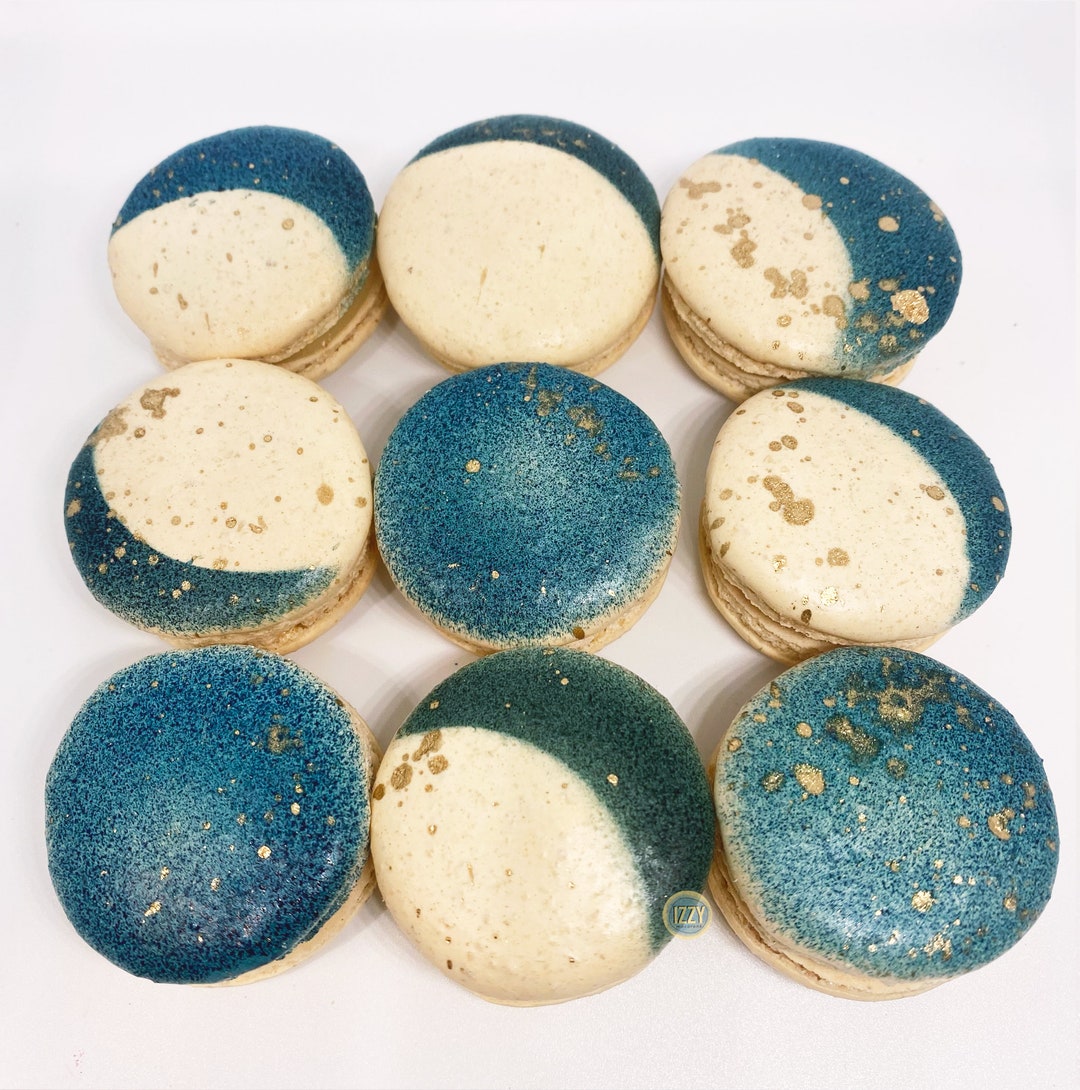 Moon French Macarons 6, 12 or 24 Choose Flavors Macaroons Moon Phases ...
