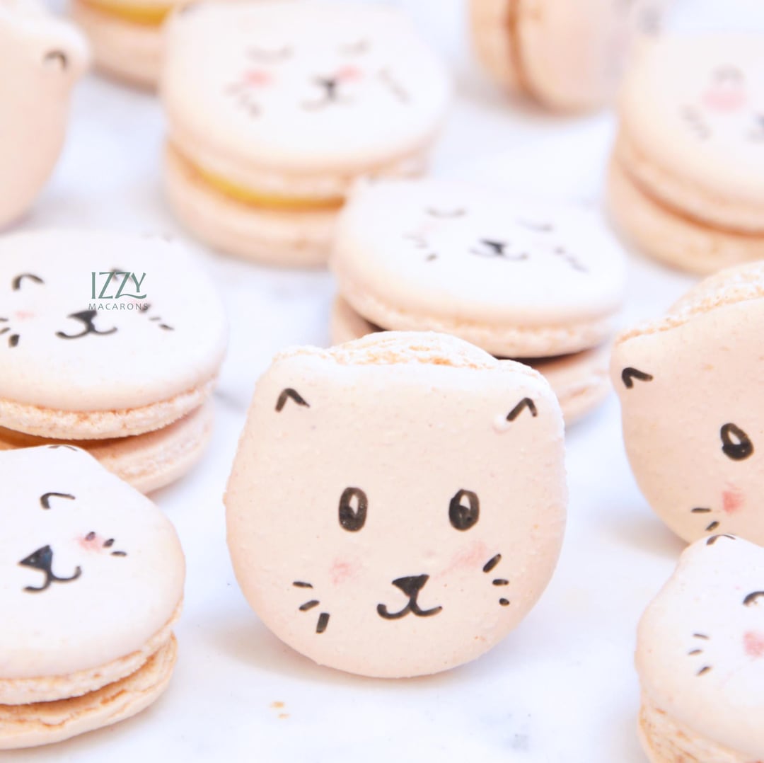Cat Macarons - 6, 12, 24,36 - Choose Your Flavors - Edible Macaroons ...