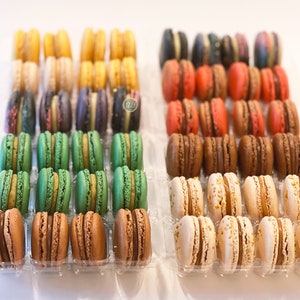 12 Macaron Box Assorted Flavors Gifts French Macaroons ICE PACK ...