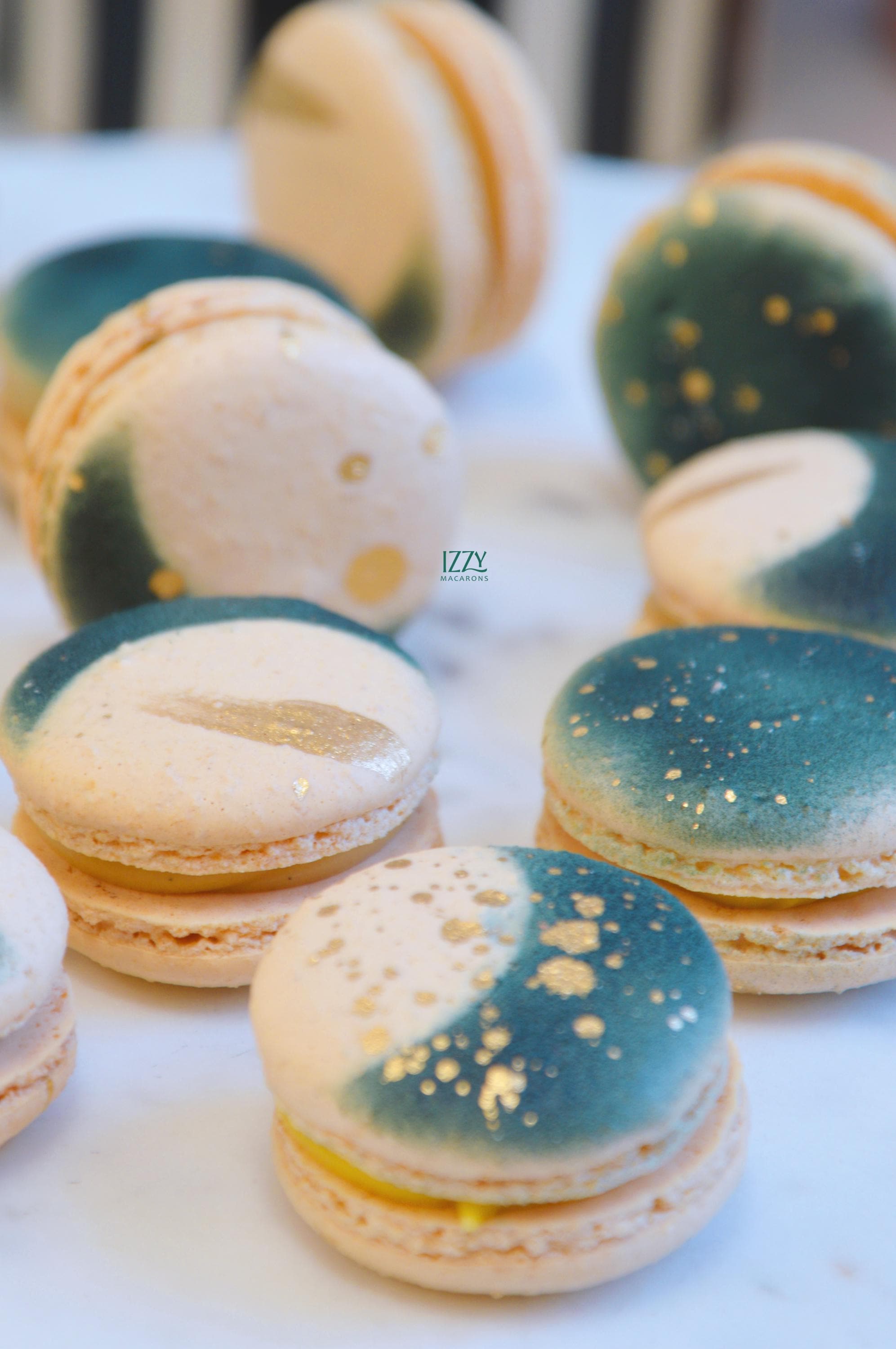 Moon Phases French Macarons - 6, 12 or 24 - Choose Flavors Macaroons ...