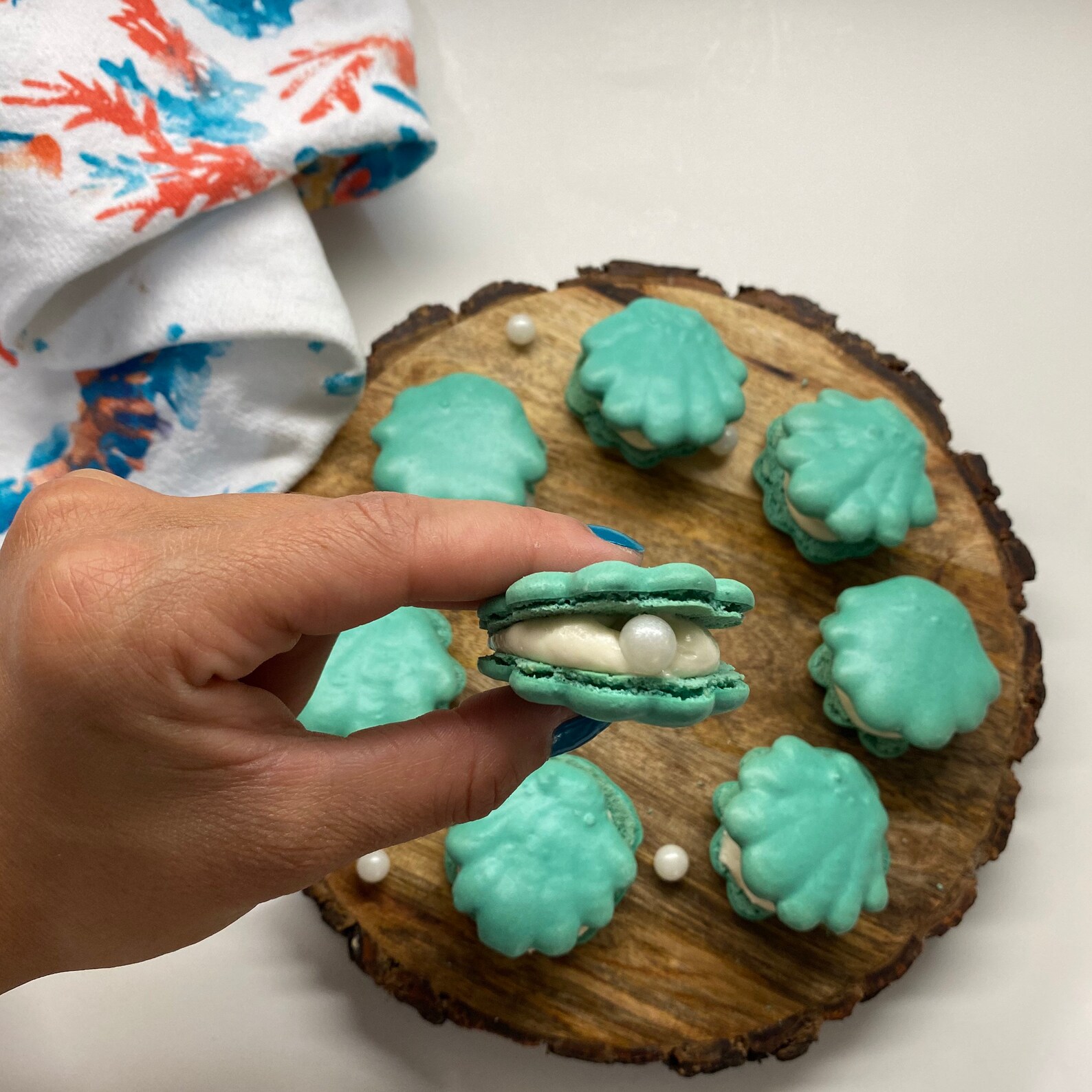 Seashell Macarons 15 or 30 Choose Your Flavors Edible - Etsy