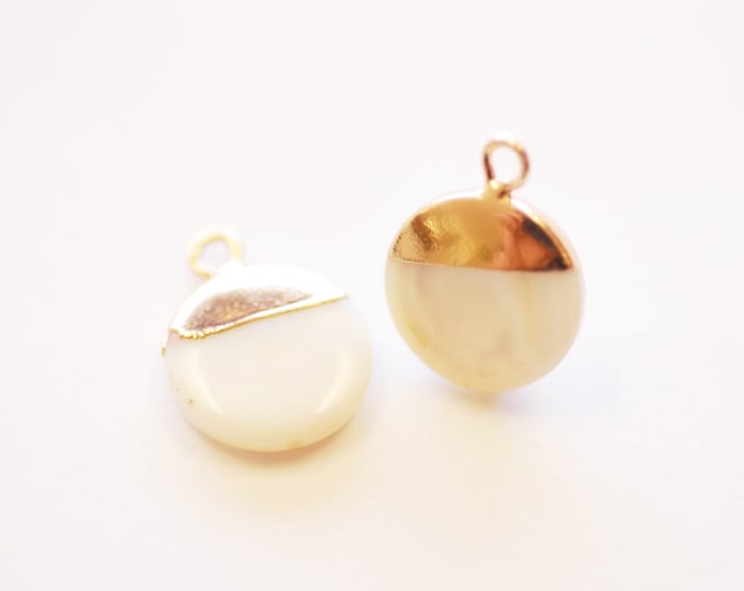 Freshwater Pearl Shell Drop Charm - Natural Pearl 16K Gold ...