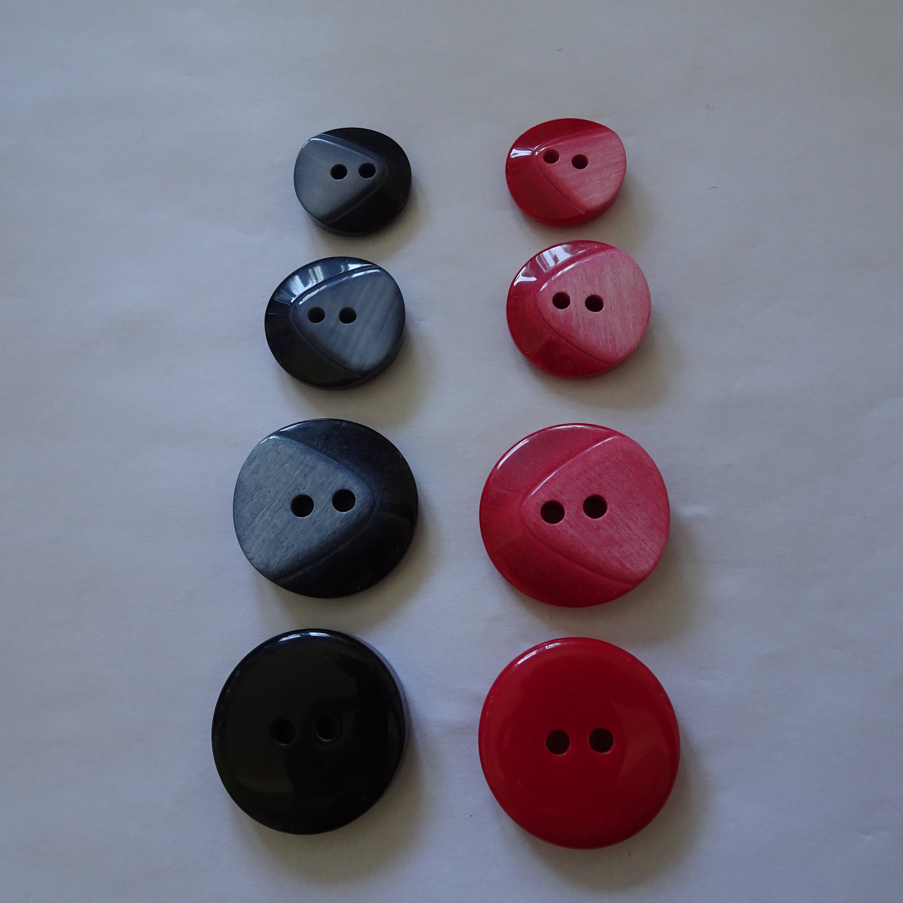 Chunky Two Tone Buttons - Various Colours/sizes - All Priced per Pkt 5 ...