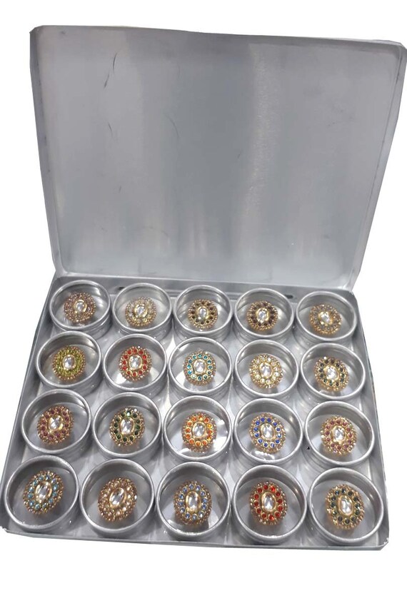 15 Indian Round Bindi With Box Wedding Bindi Forhead Maang - Etsy