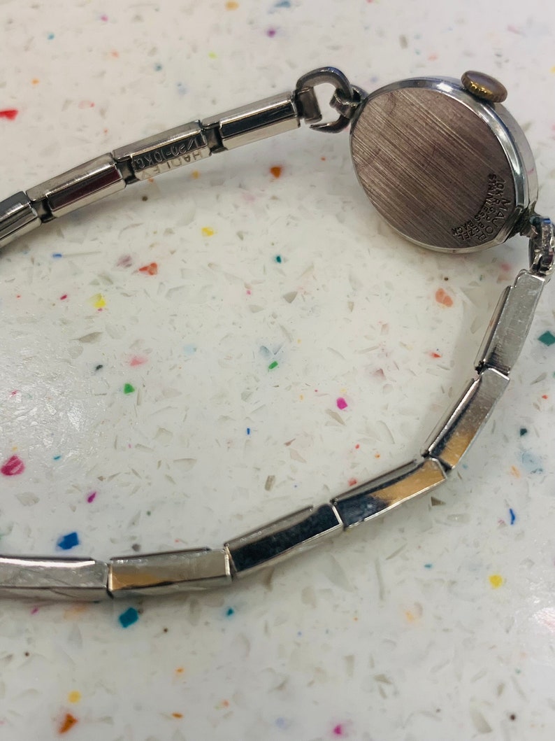 White Gold Filled Vintage Helzberg Vintage Swiss Mechanical Wrist Watch ...