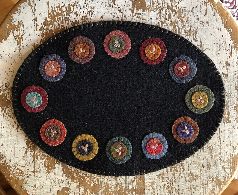 Wool Applique Kit petite Oval Penny Mat - Etsy
