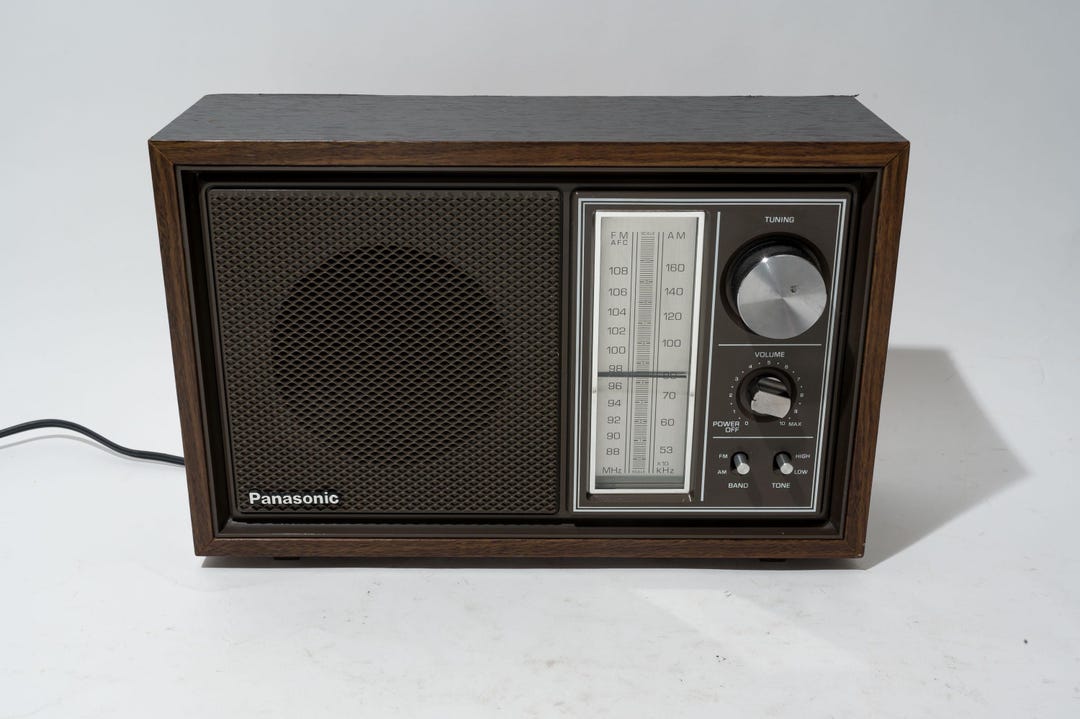 Vintage Table Top Radio, Panasonic AM-FM Model RE-6289, C.1970 - Etsy