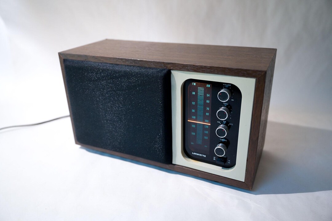 Vintage Tabletop Radio, Space Age Style, AM/FM, Weather, Lafayette ...
