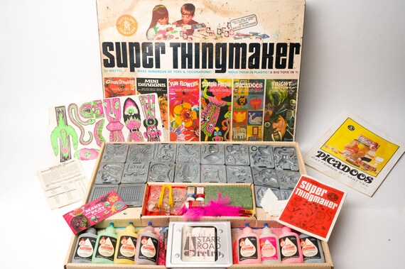 Vintage Creepy Crawlers Set
