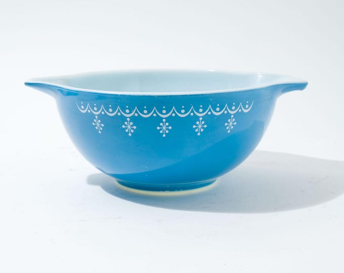 Snowflake Blue, Pyrex, Garland, 442, Cinderella Mixing Bowl, Vintage ...