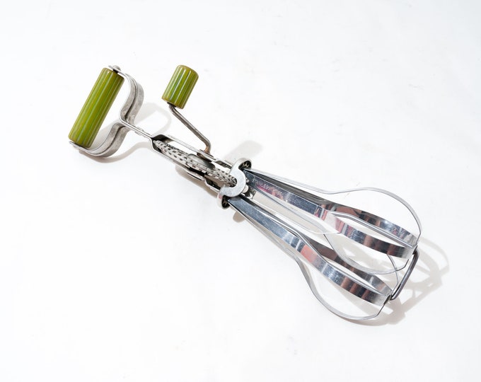 Vintage Hand Mixer With Bakelite Handles, Egg Beater, Androck - Etsy