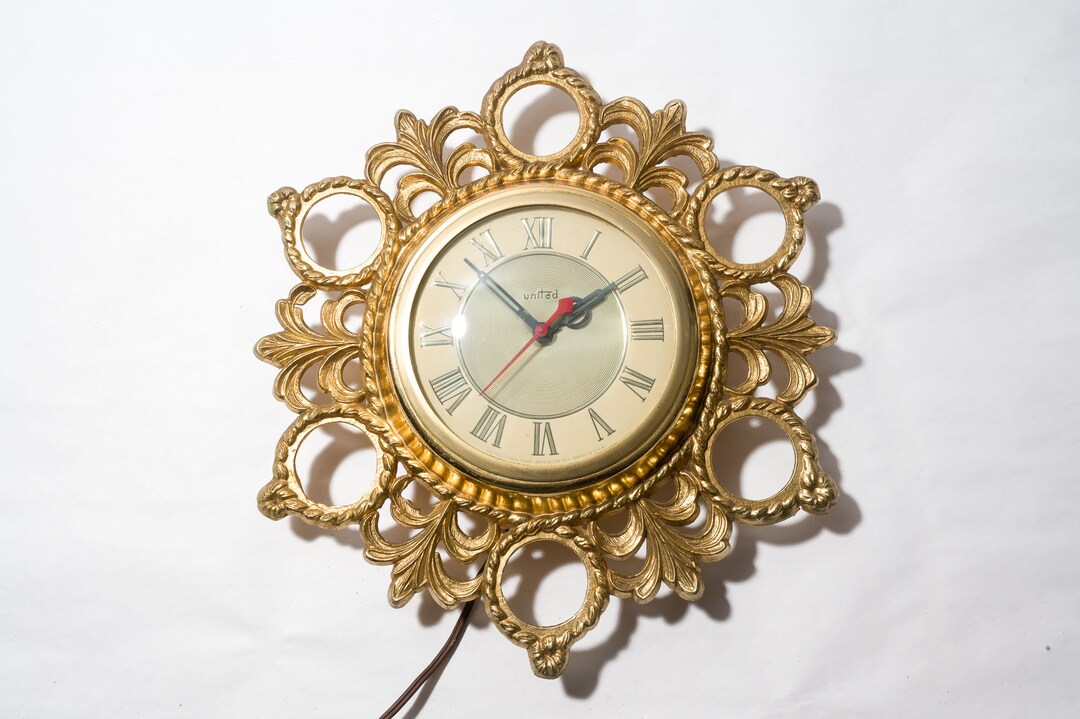 Vintage Hollywood Regency Wall Clock, United, Electric, 1950s - Etsy
