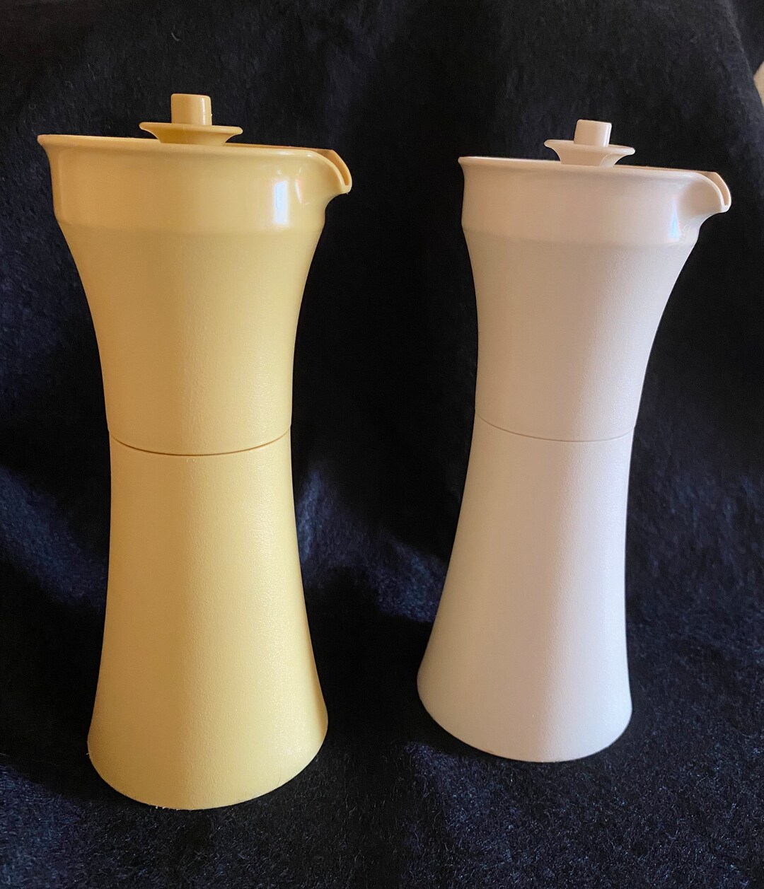 Tupperware Oil/salad Dressing Canisters - Etsy