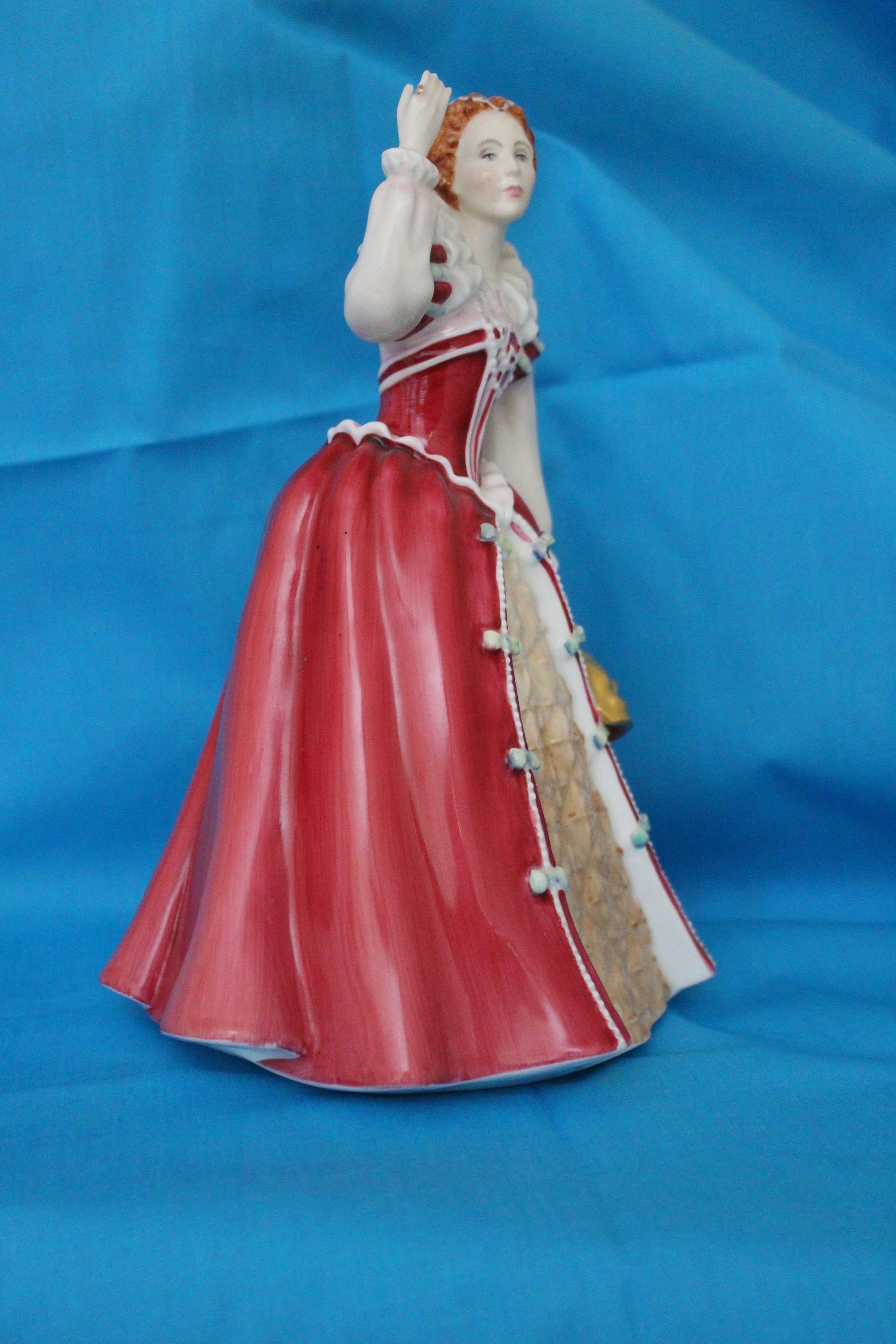 Queen Elizabeth I Royal Doulton Boxed With Certification - Etsy