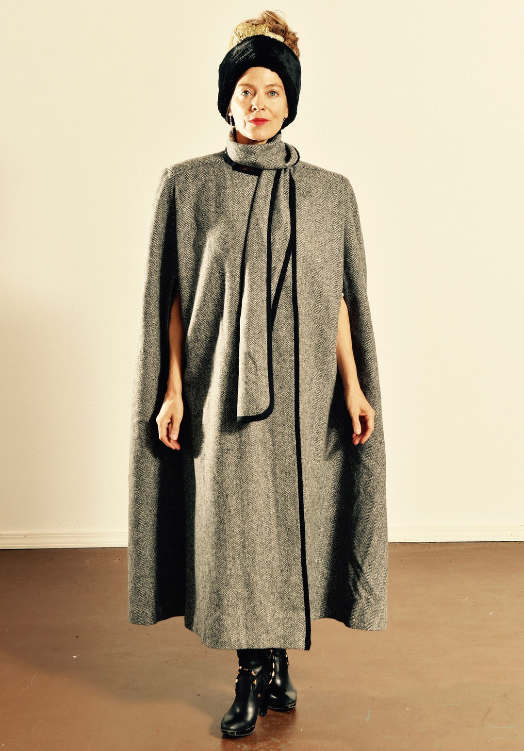 Herringbone Tweed Cape With Attached Scarf, 80's Christmas Caroler ...