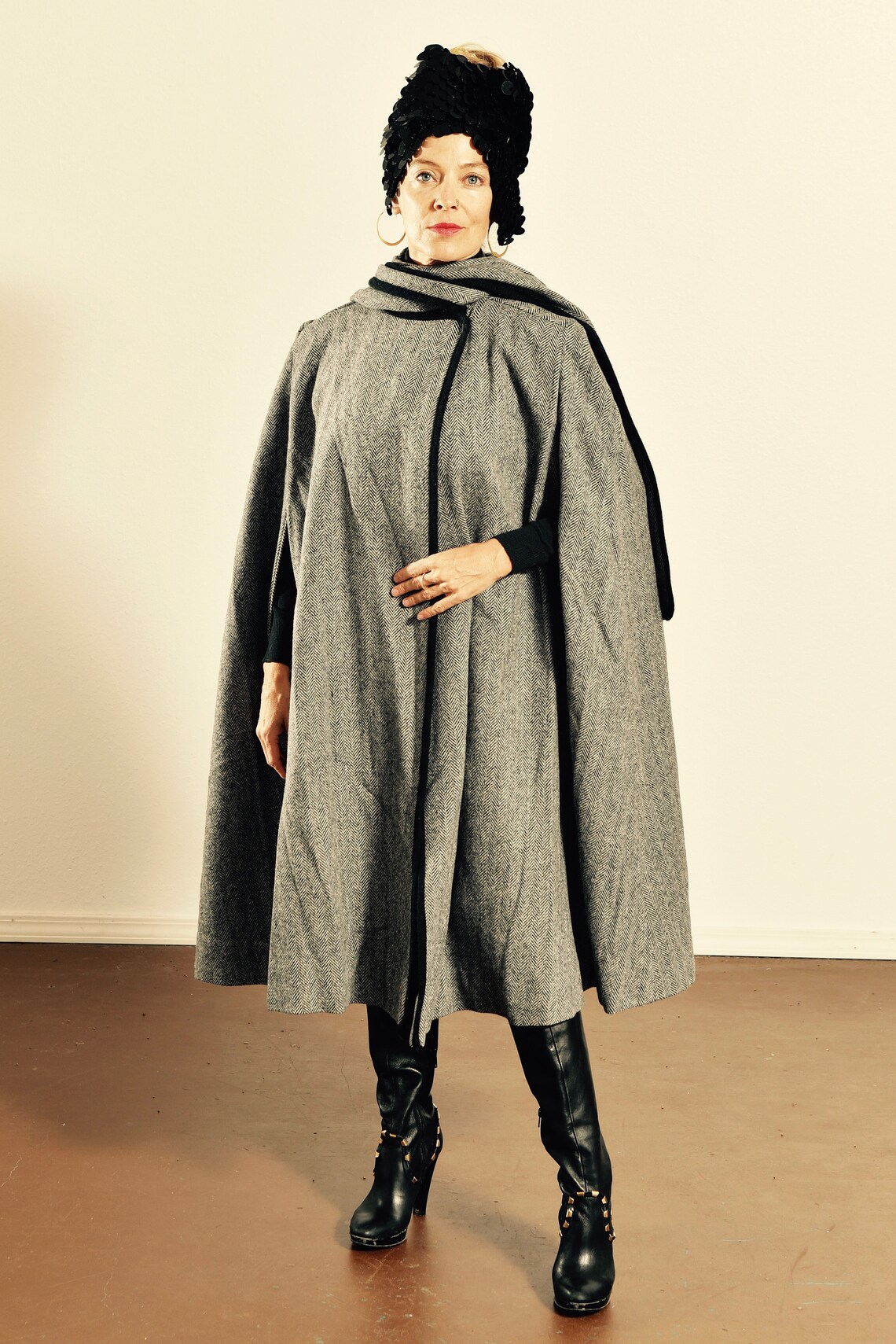 Vintage Wool Herringbone Cape/ Vintage Wool Cape/ Vintage Cape | Etsy