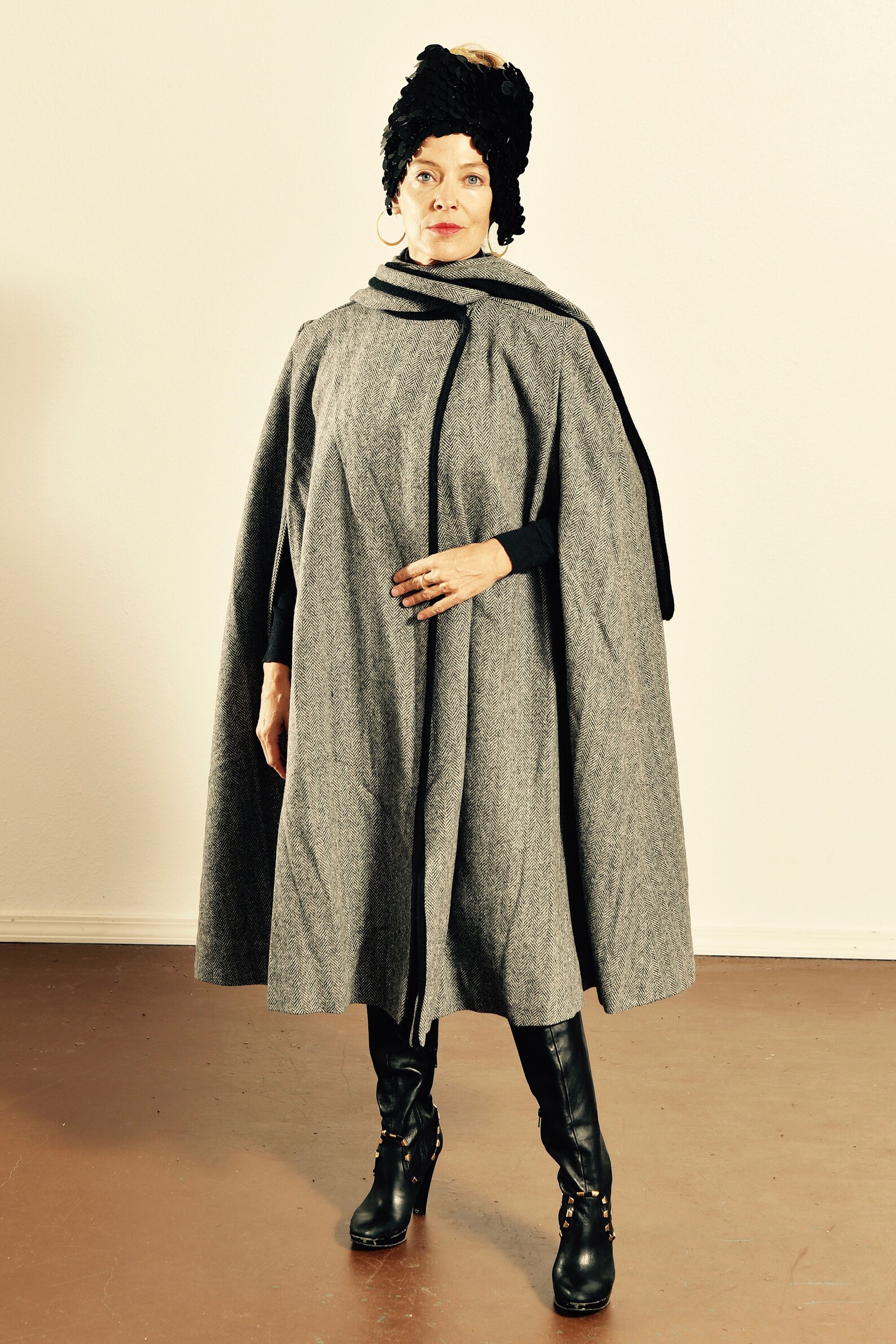 Vintage Wool Herringbone Cape/ Vintage Wool Cape/ Vintage Cape | Etsy