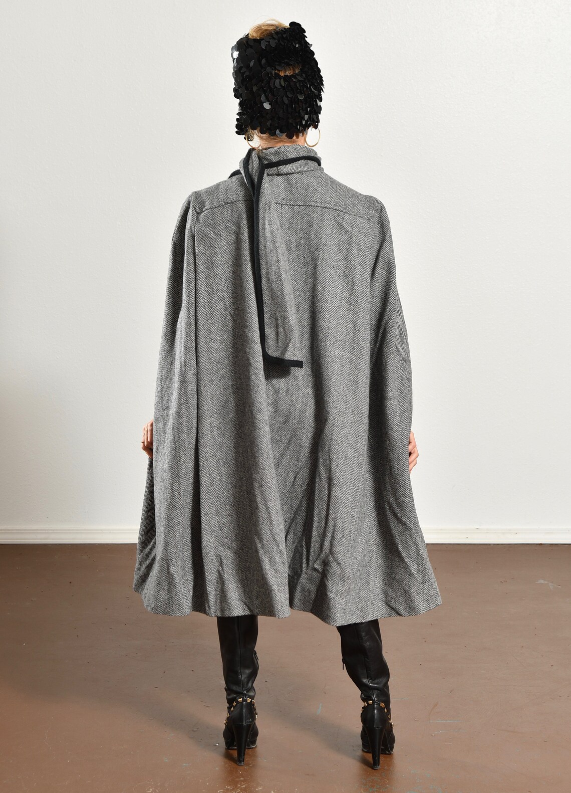 Vintage Wool Herringbone Cape/ Vintage Wool Cape/ Vintage Cape - Etsy