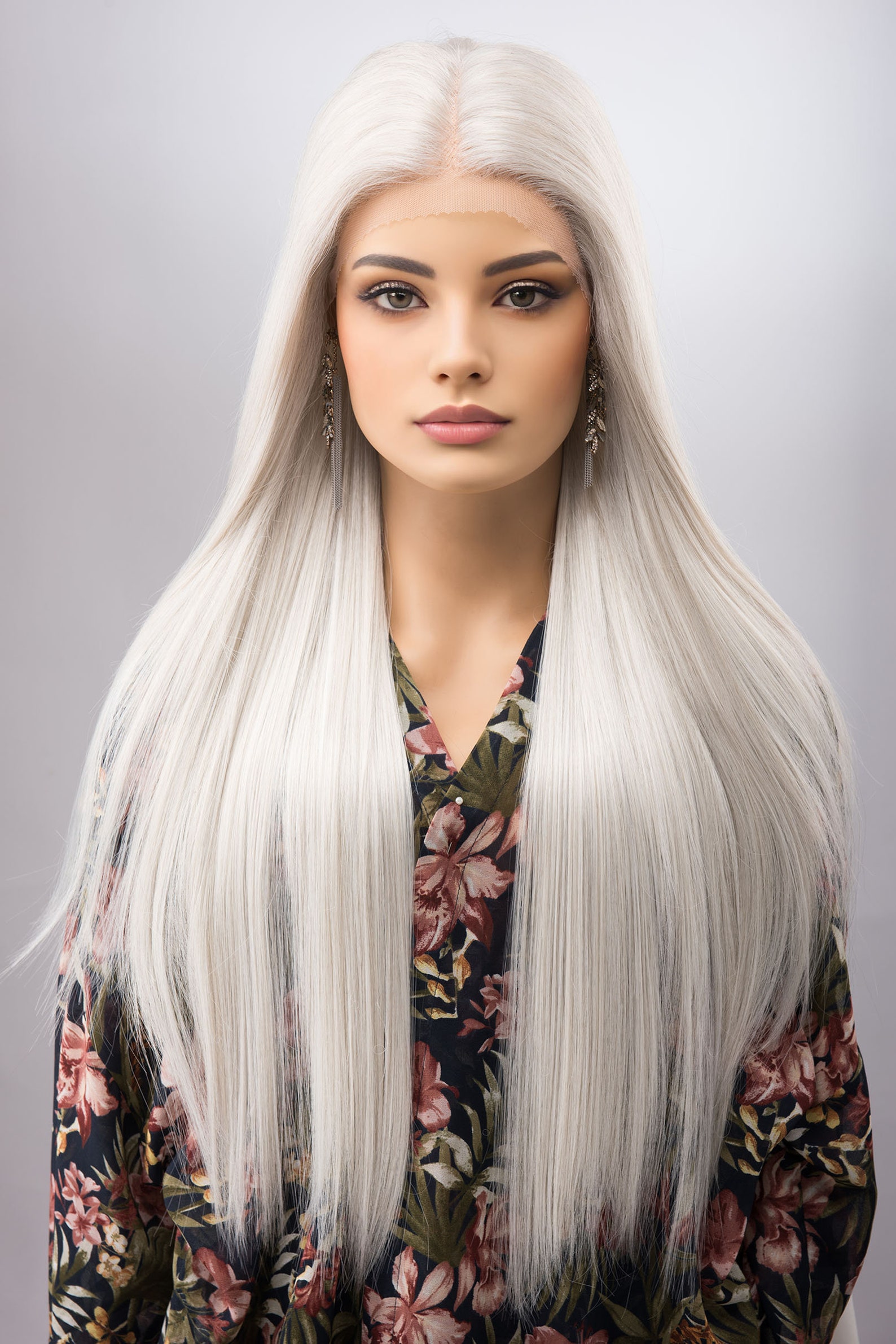 Icy Pearl White Wig Silver Gray Wig Straight Layered Cosplay Elf Wig ...