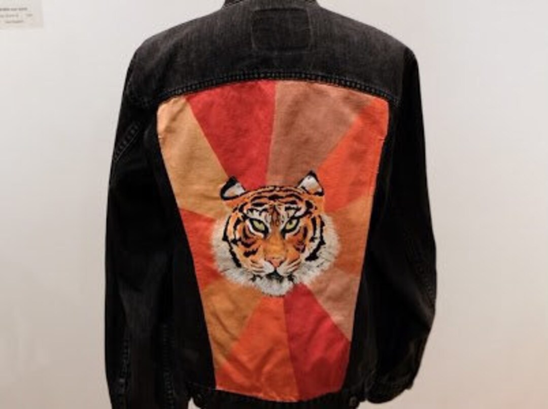 Wildlife Inspired Hand Painted Tiger Levis Jacket - Etsy