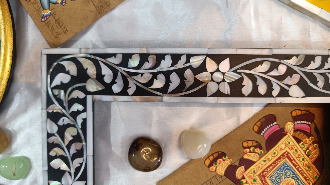 Pearl Essence Handmade Mother of Pearl Inlay Frame, Photo, Picture ...