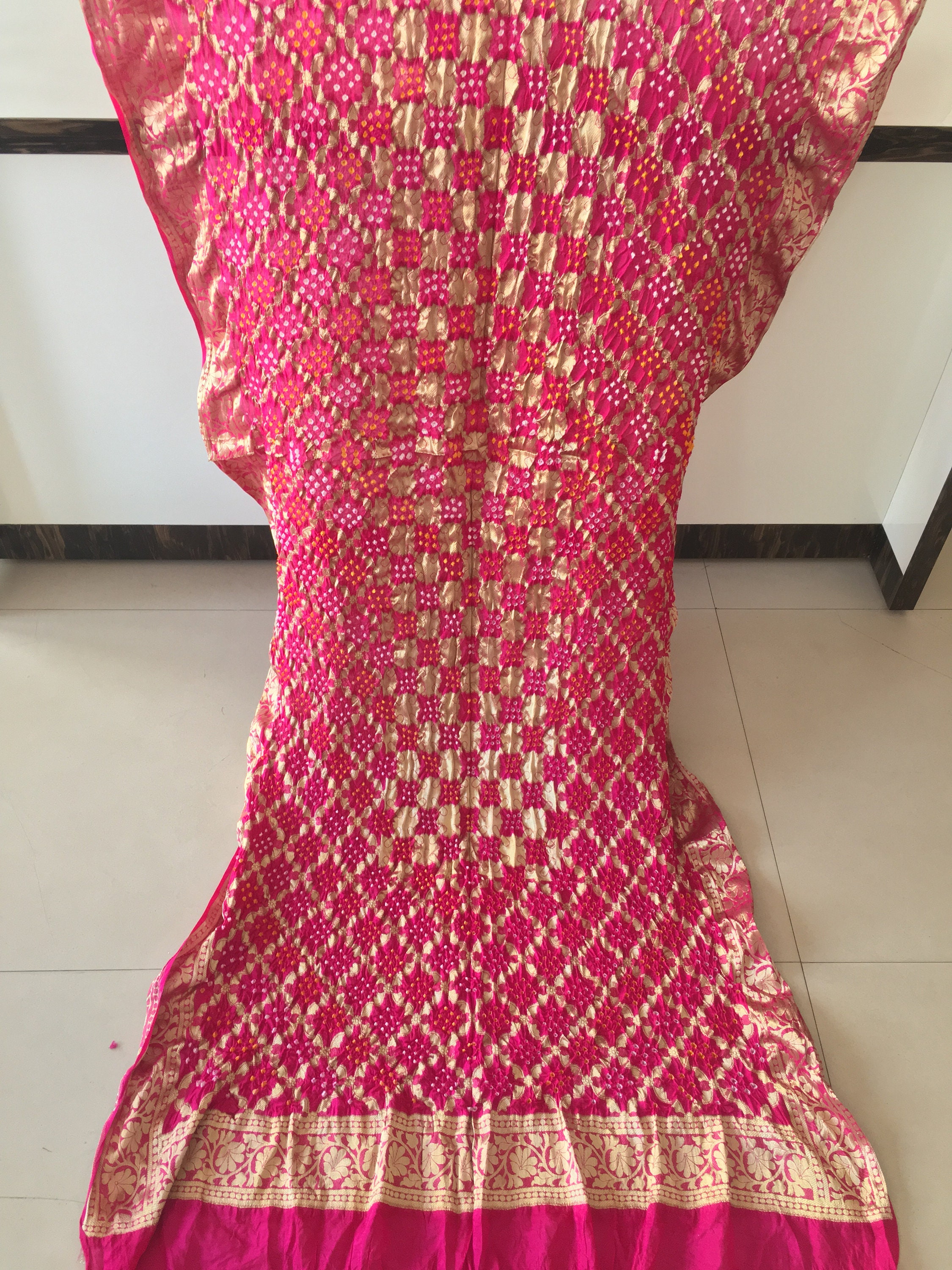Pink Banarasi Silk Gold Zari Bridal Handmade Bandhani Golden Dupatta ...