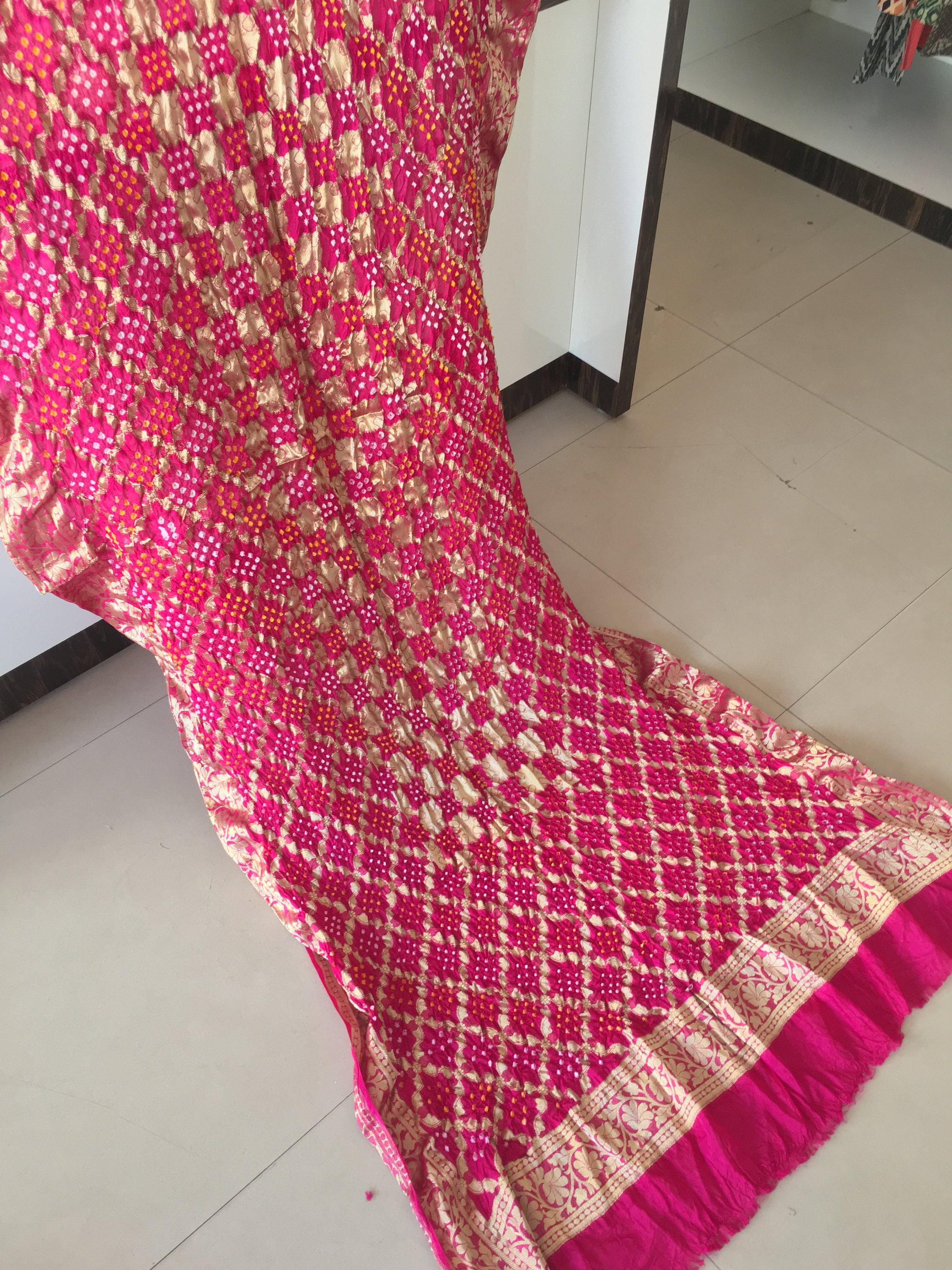 Pink Banarasi Silk Gold Zari Bridal Handmade Bandhani Golden Dupatta ...