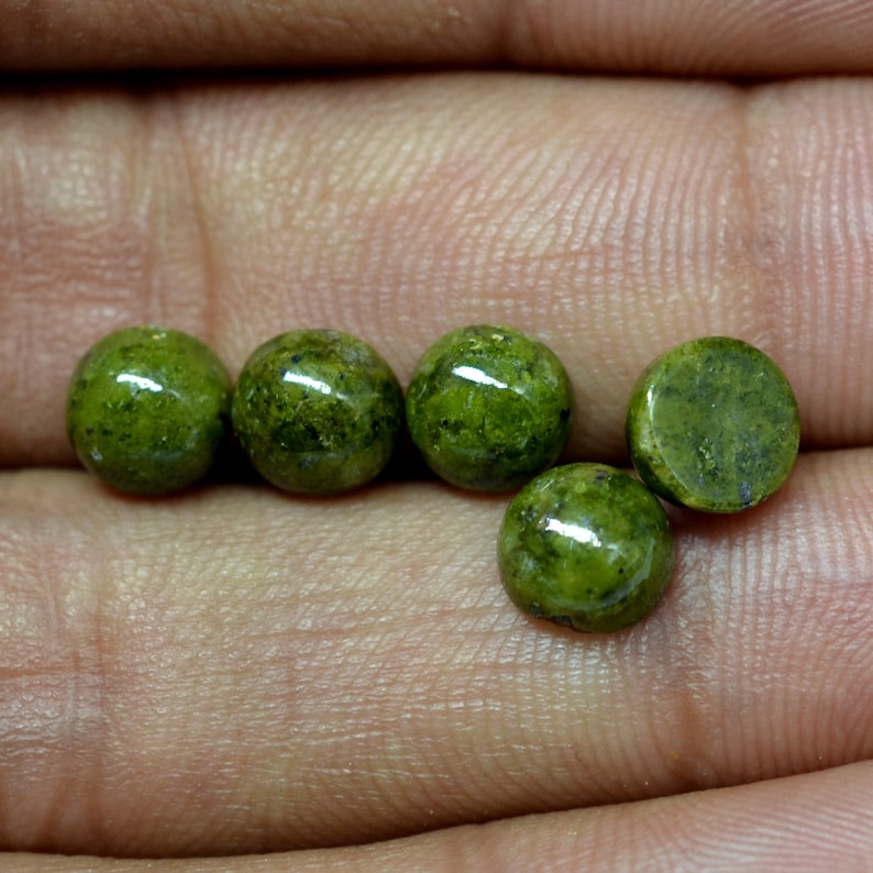 Green Henna Jasper Cabochon: 6mm Round Calibrated Gemstone - Etsy