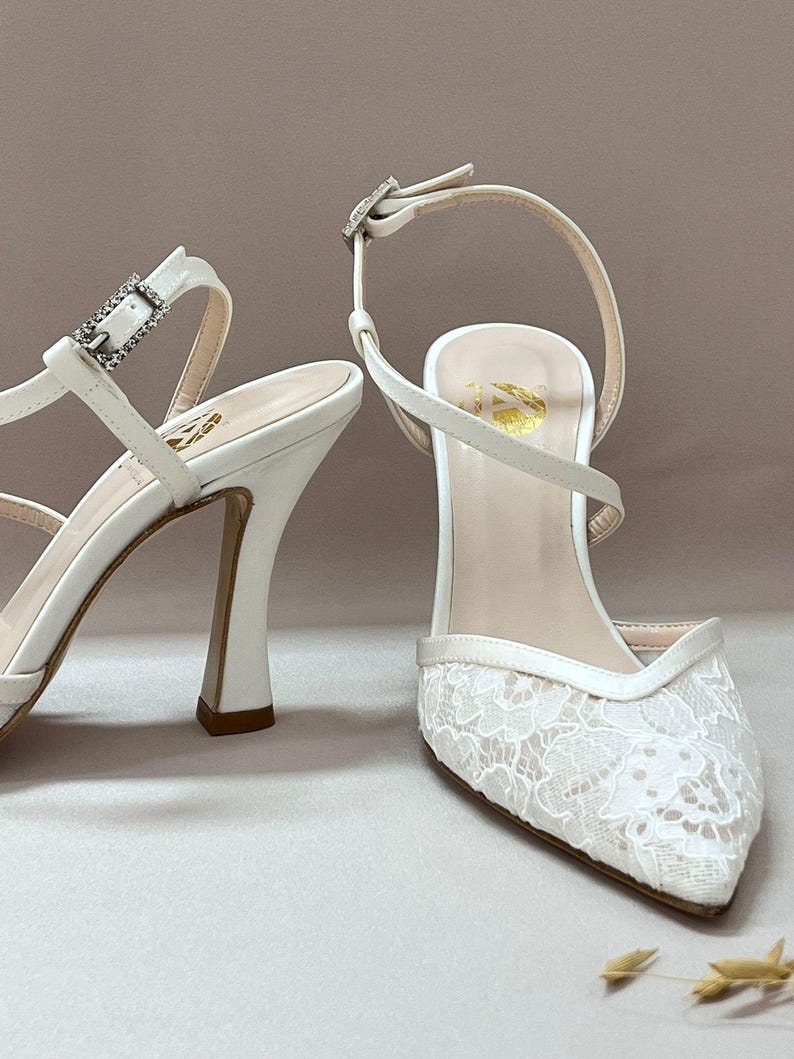 White Italian Luxurious Handmade Lace Pointed Toe Stiletto Tango Heels ...