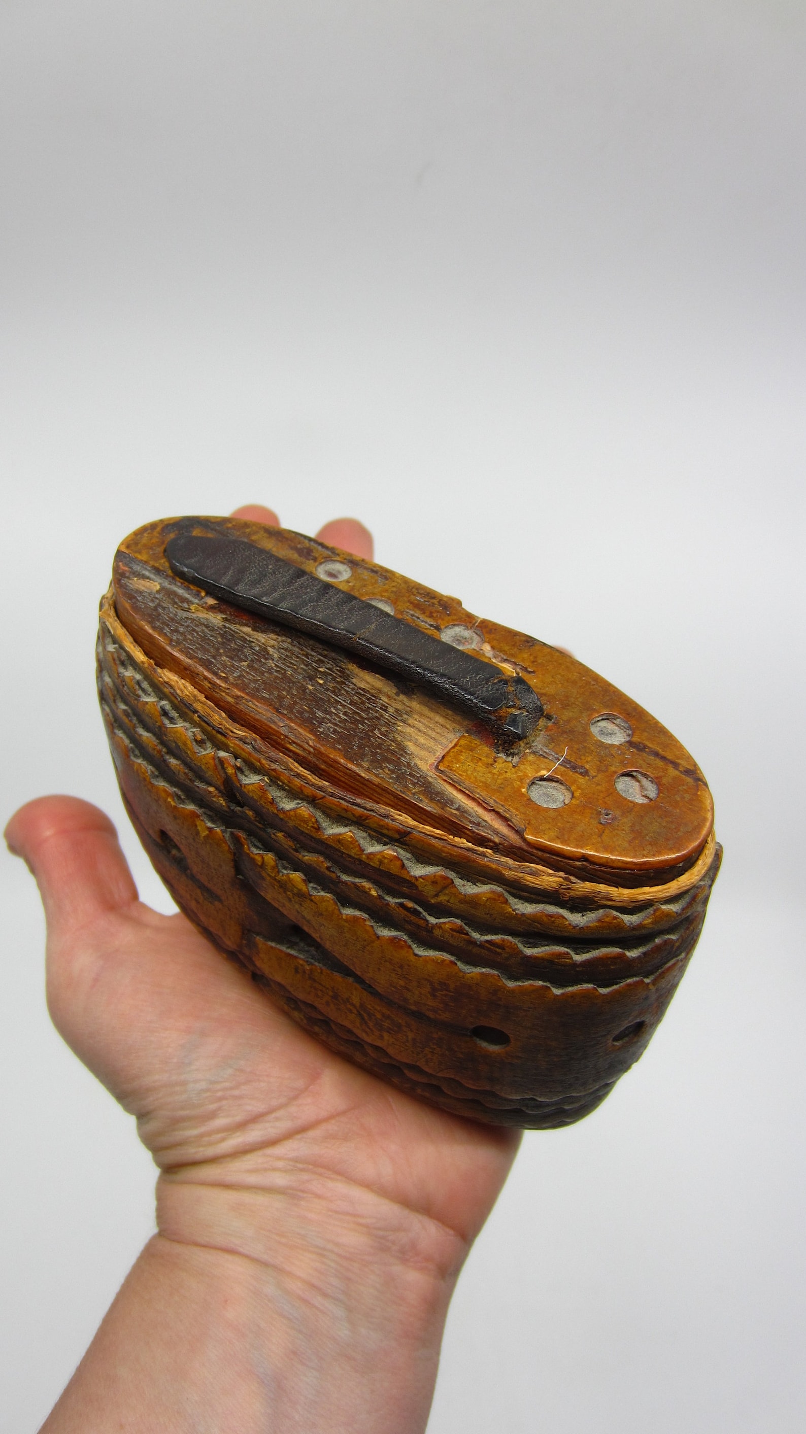 Antique Swedish or Norwegian Hand Crafted Small Birch Bark & Wood Box ...