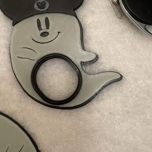 Magicband Puck Holder- Ghosts - Etsy