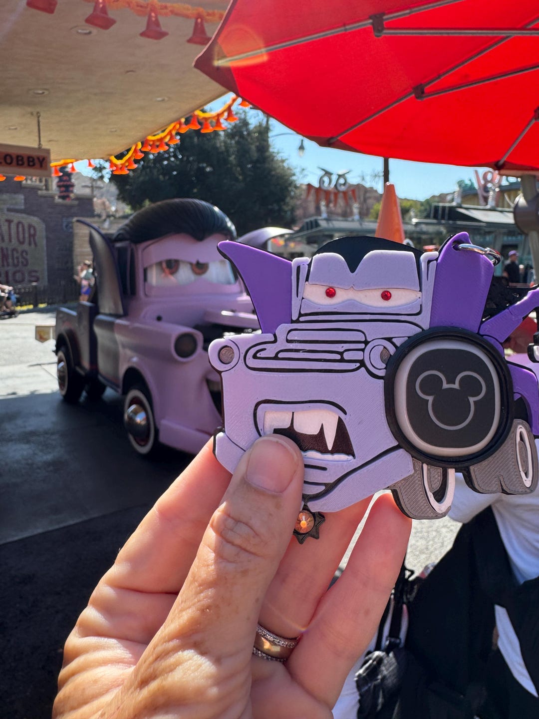 Magicband Puck Holder- Vampire Purple Tow Truck - Etsy