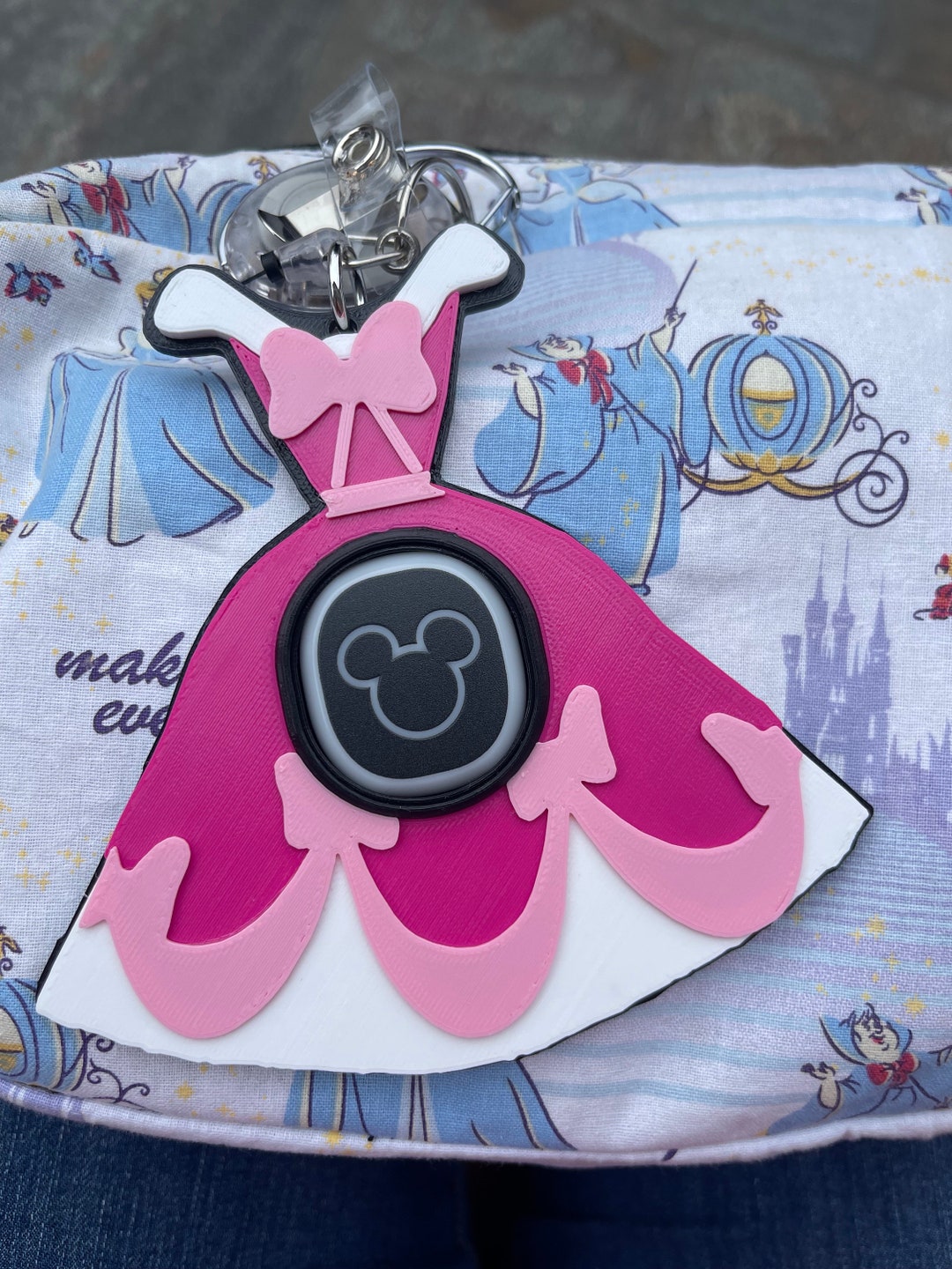 Magicband Puck Holder- Glass Slipper Princess - Etsy