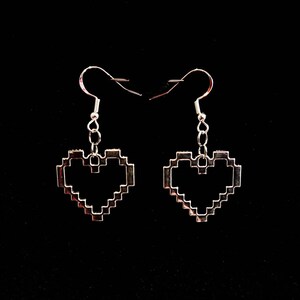 Pixel Emoji Nintendo 8 Bit Heart Shaped Earrings Metal Silver Plated ...