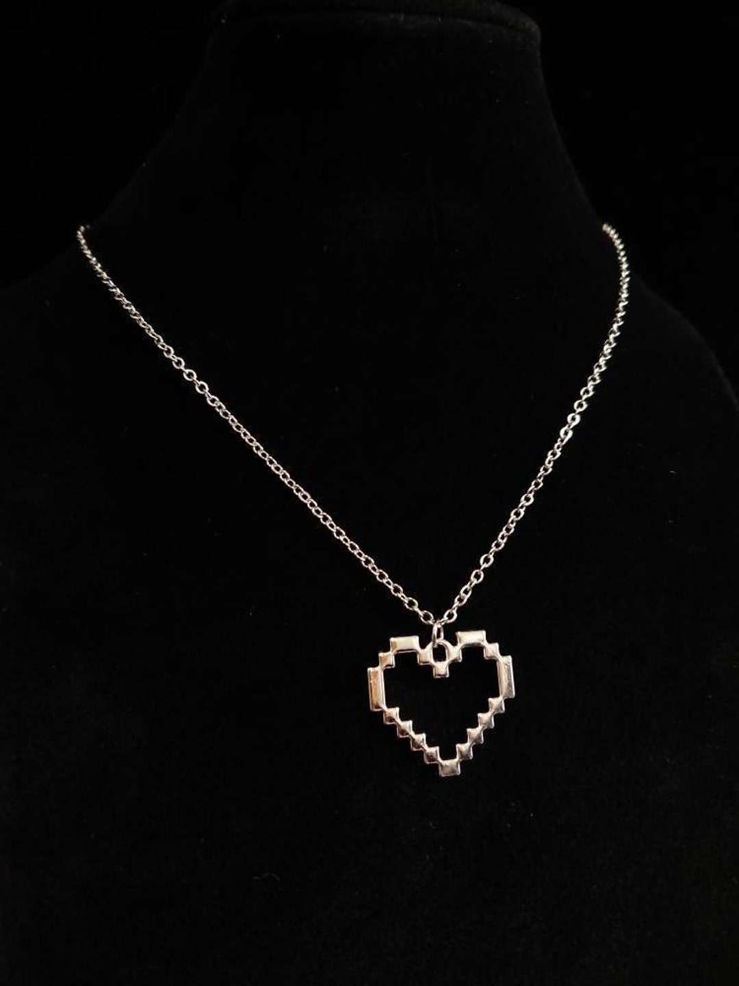 Pixel 8 Bit Nintendo Gamer Heart Shaped Outline Necklace Pendant Punk ...