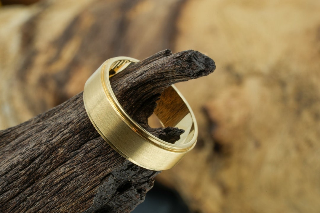 Minimal 14K Yellow Gold Stepped Edge Wedding Ring: "the Decorah". 100% ...