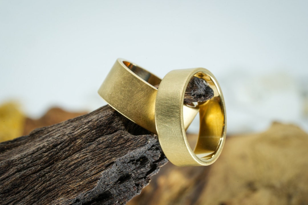 Custom "kaler" Etched 14k Ring. Minimal 14k Solid Gold 6mm. Flat ...
