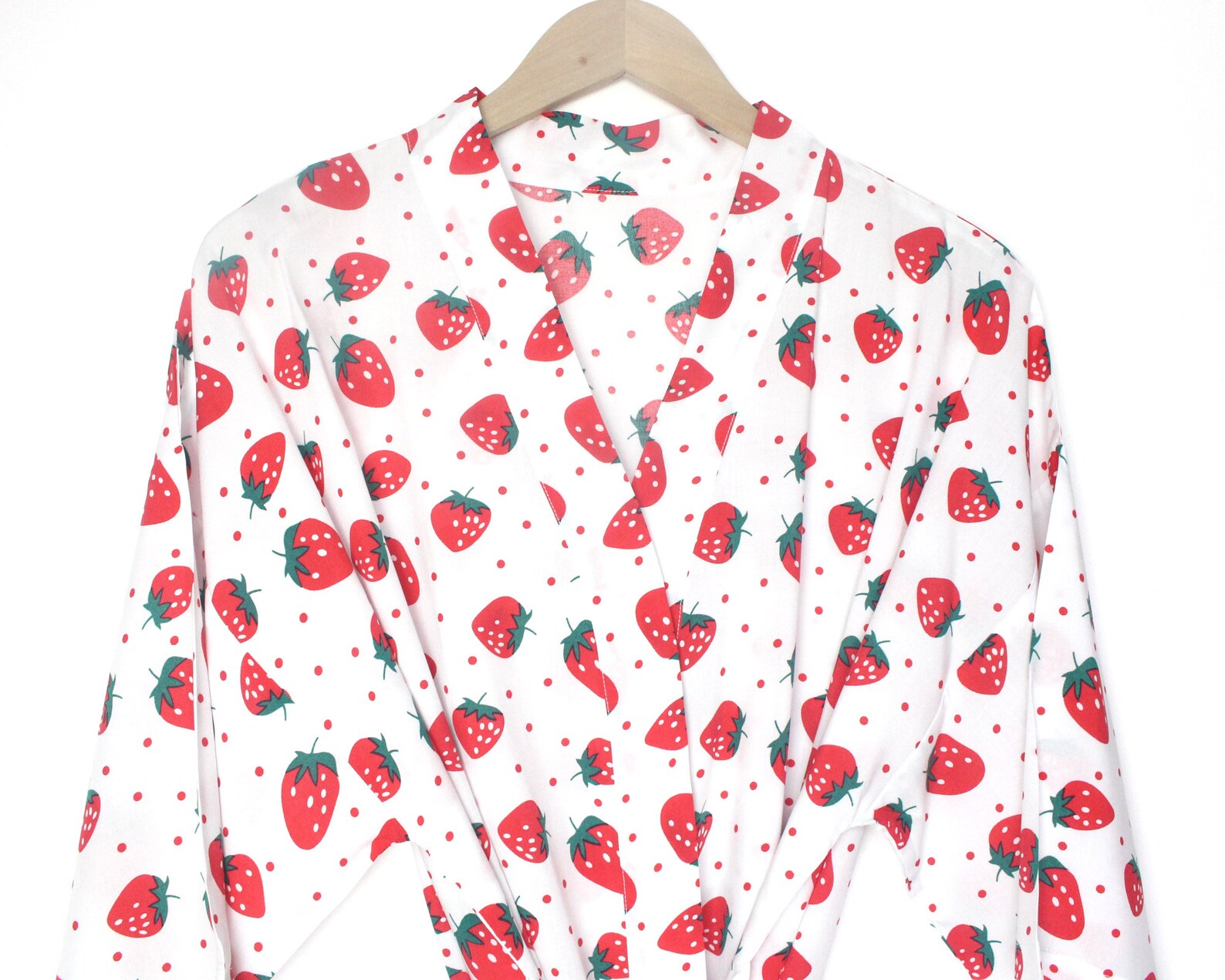 Fruit Strawberry White Bridesmaid Robe Floral Gift Bridal Robe - Etsy