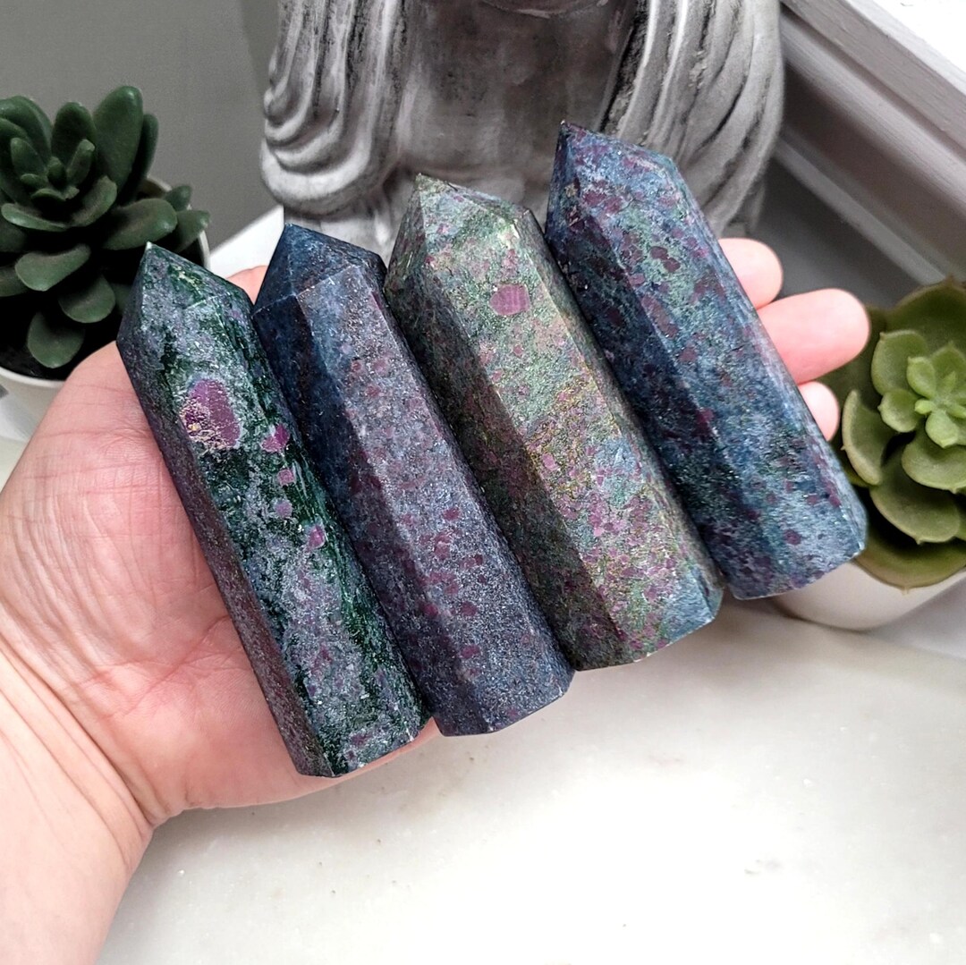 UV Ruby Kyanite Towers, Red UV Reactive Ruby, Fluorescent Reaction ...