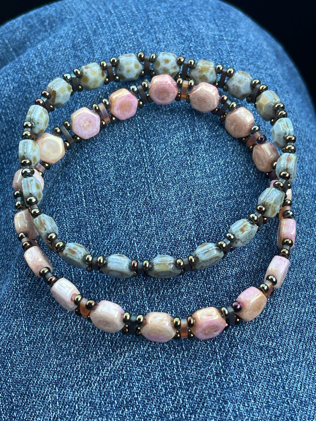 Unique Honeycomb Tile Stretch Bracelets - HONEYCOMB Jewel 6mm Chalk ...