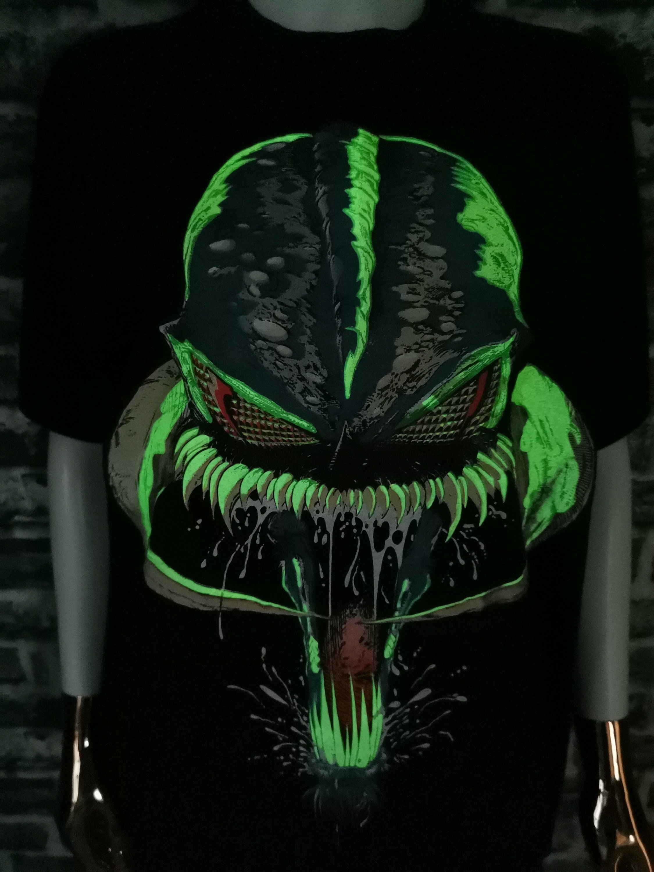 SPAWN 1993 Vintage T-Shirt Violator / Glows In Dark / | Etsy