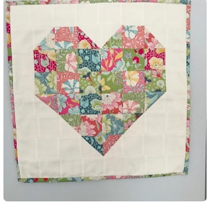 Scrappy Heart Quilt Block Pattern Download - Etsy