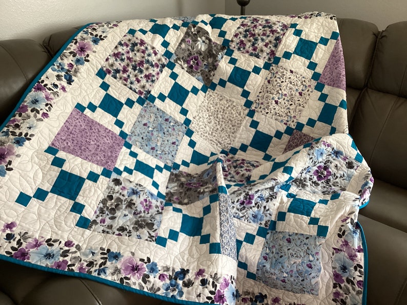 Irish Change Quilt, a Different Take on the Irish Chain - Etsy