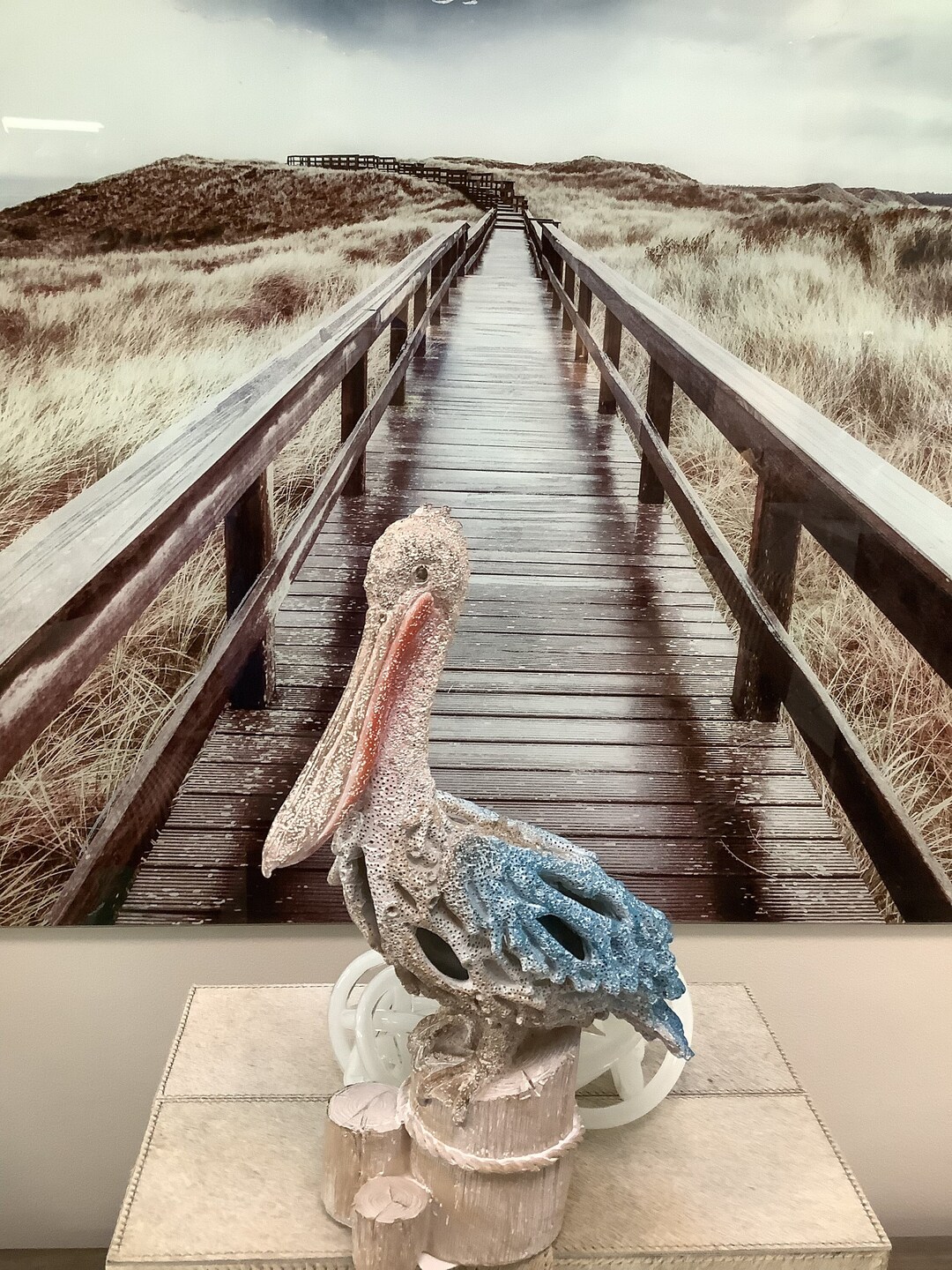Pelican on Post (coral Look) - Etsy