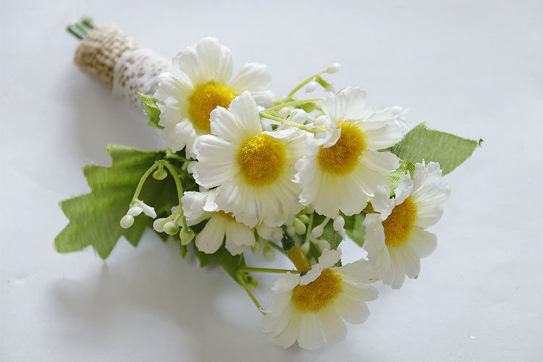 Artificial White Daisy Corsage Wedding Corsage Bridal Bridesmaid ...