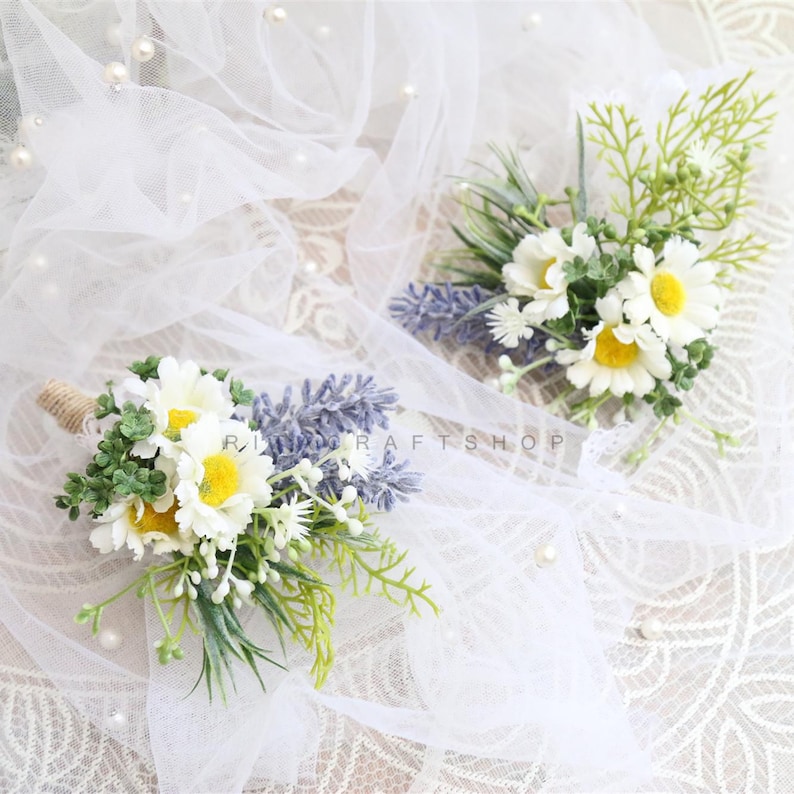 Artificial White Daisy and Lavender Wedding Corsage Bridal Bridesmaid ...